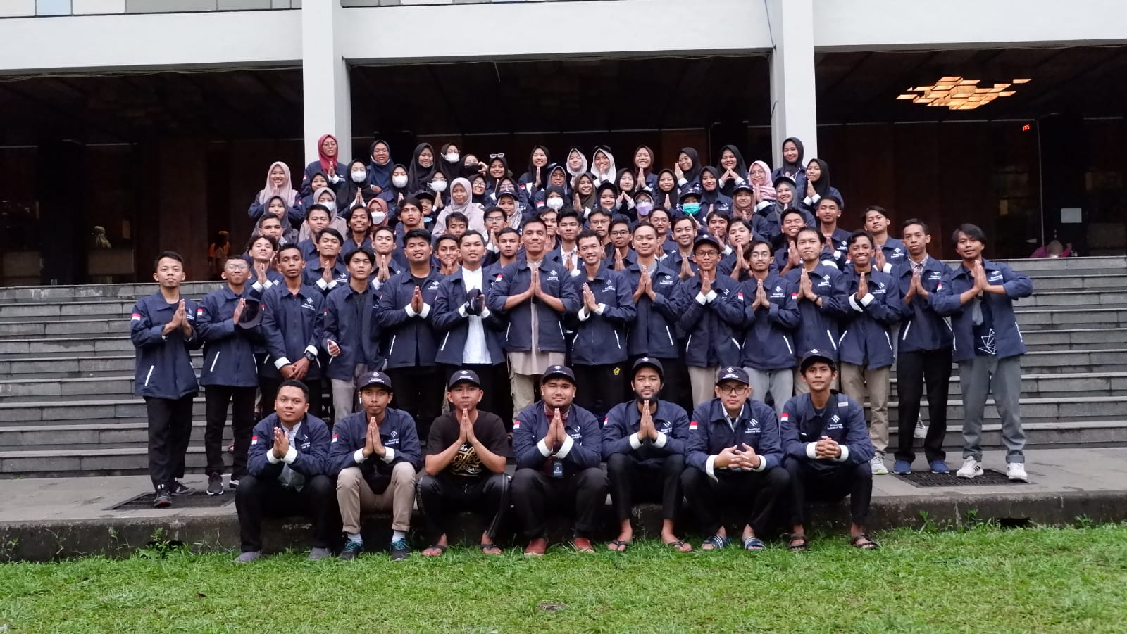 Hadirkan Inovator-Inovator Muda dari Seluruh Indonesia, Opening ...
